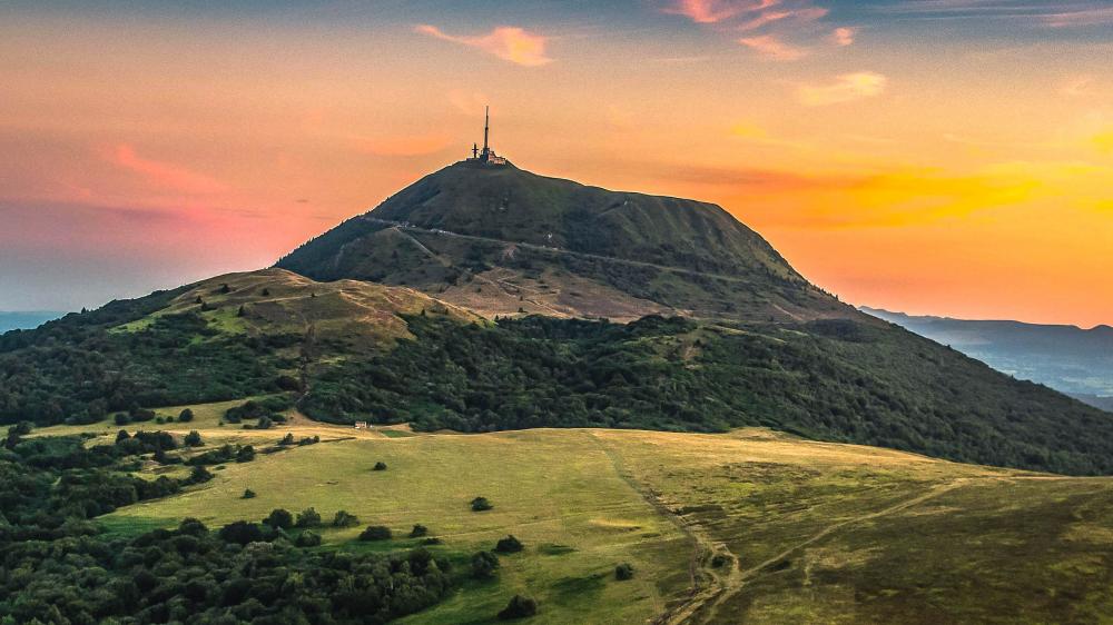 Guide Touristique Puy De D me Monuments Culture Gastronomie Sant 